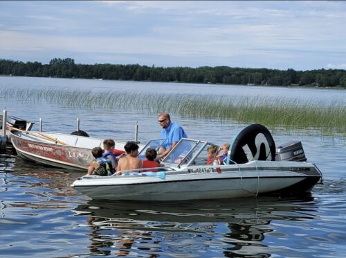 Pontoon & Fishing Boat Rentals - Birch Haven Resort